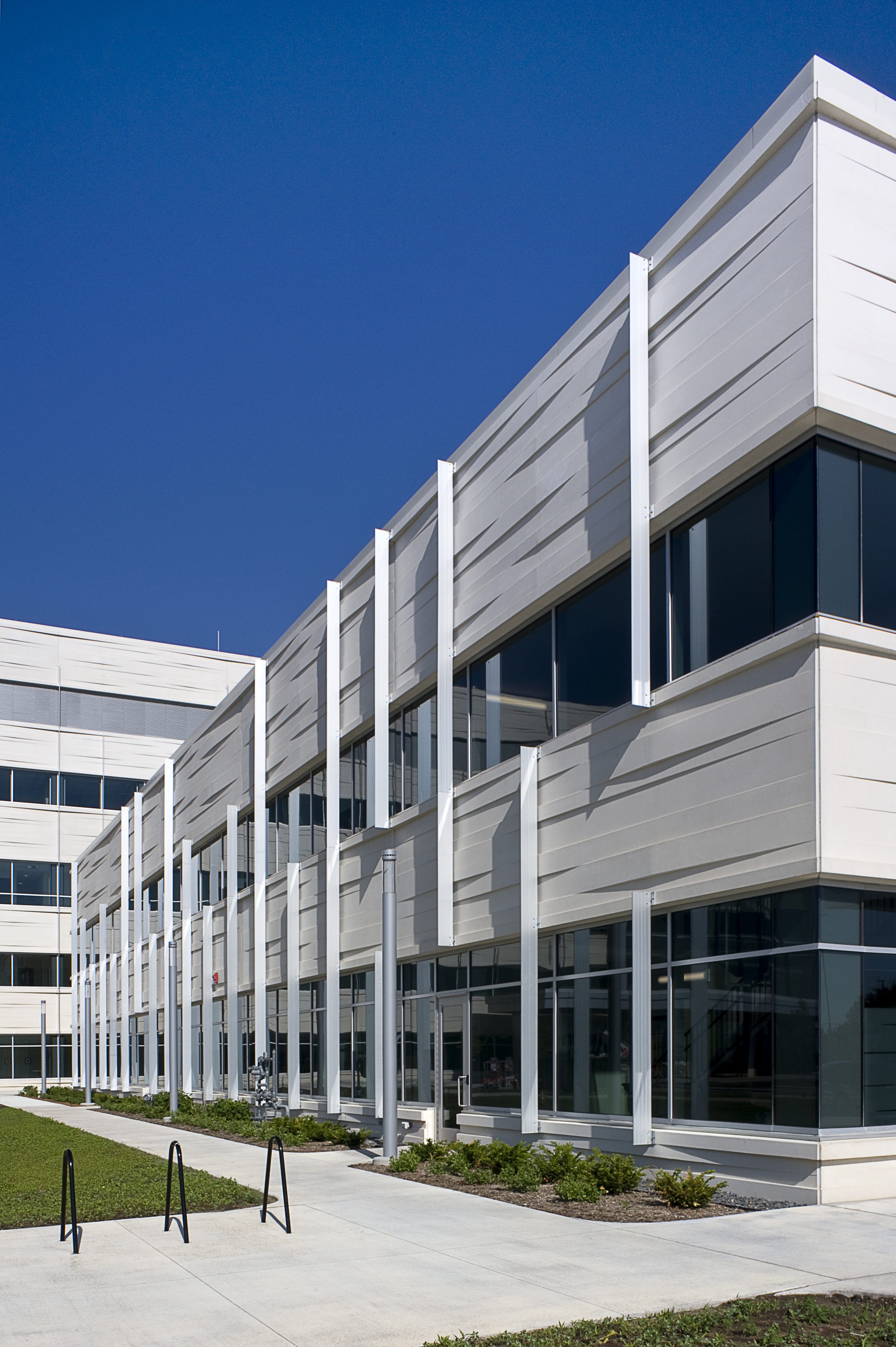 Marshfield Hospital - Molin Concrete Products